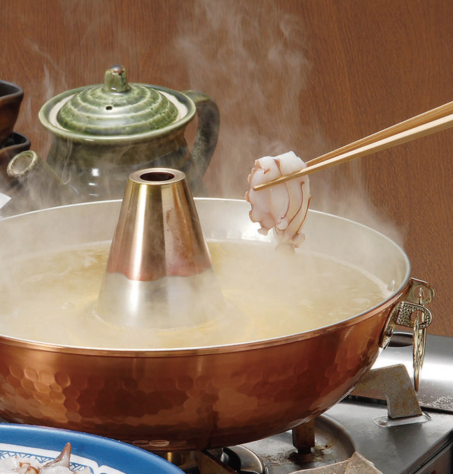 Ponder the unknown story of how the dish was born, eating Tako Shabu ...